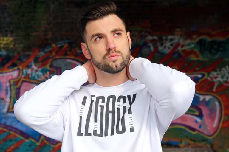 10 Questions with .... Ryan Swain - TotalNtertainment